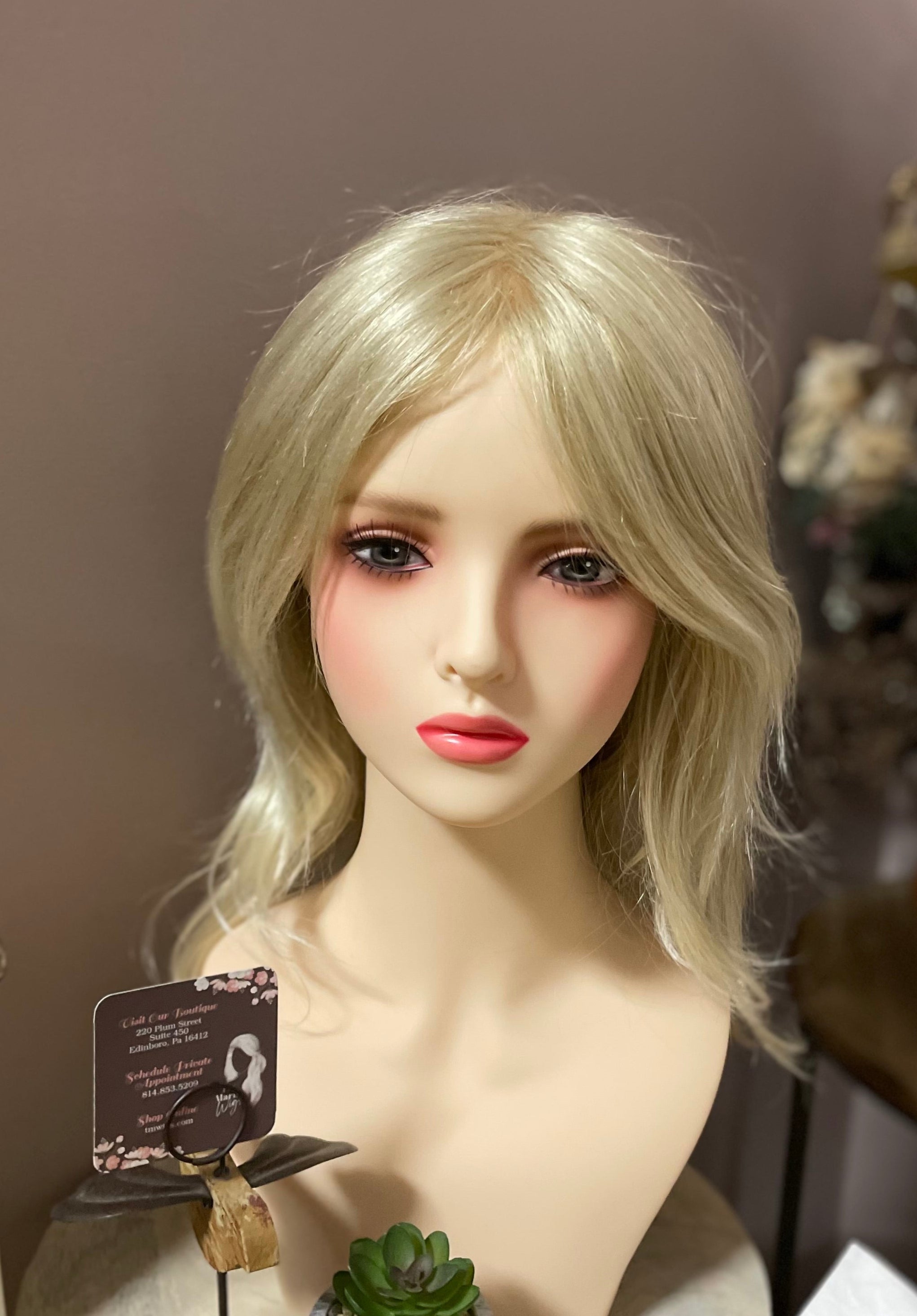Hayden by Amore *BOUTIQUE DEAL – Tia Maria Wigs